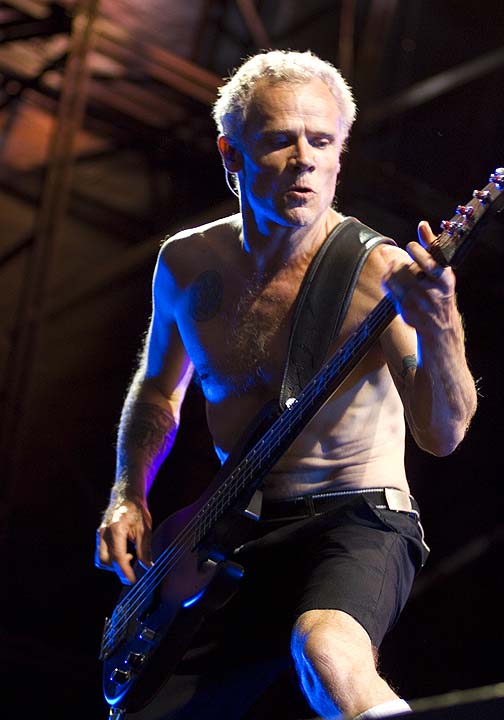 Flea Details His Performance War Wounds - Noise11.com