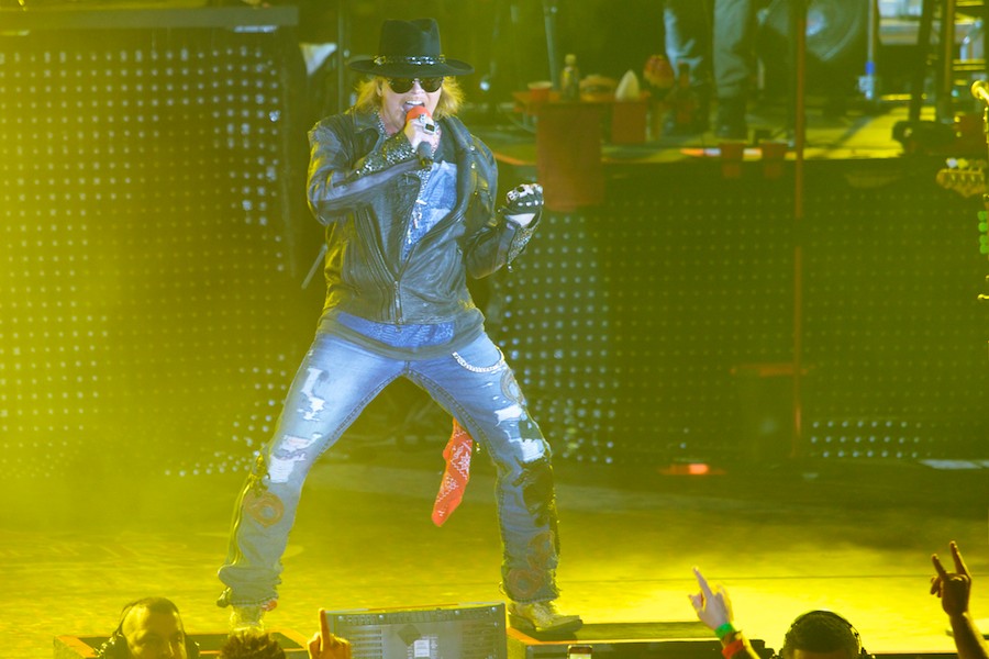 Axl Rose Finally Realises Throwing Solid Objects At The Audience Is A ...