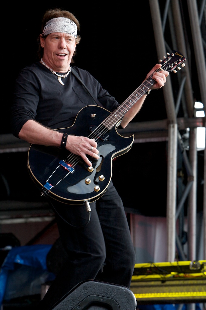 George Thorogood To Play Red Hot Summer Sideshows - Noise11.com