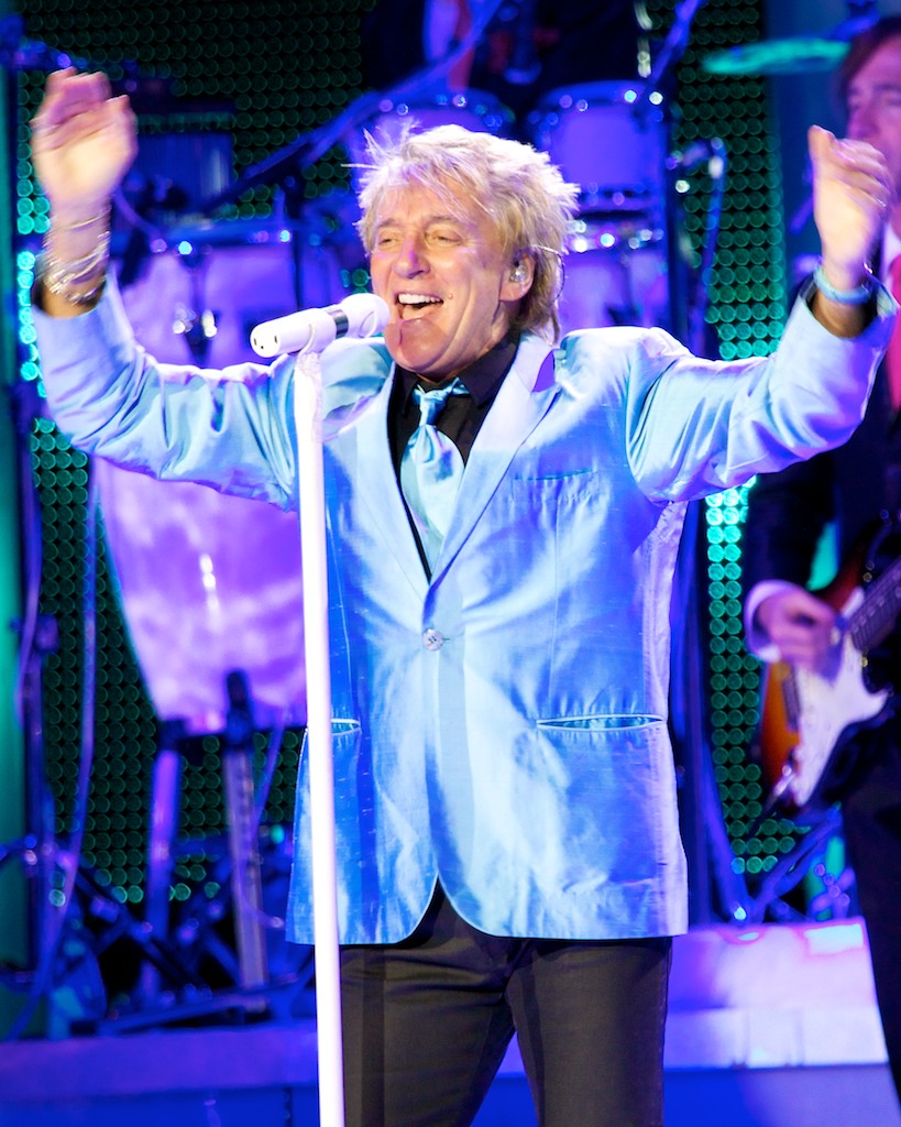 Rod Stewart Slams Greg Wallace For Bullying - Noise11.com