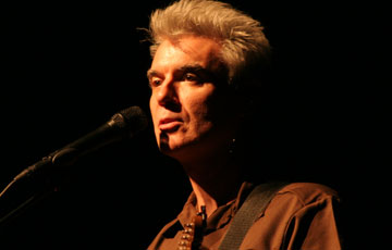 Watch David Byrne Join Miley Cyrus for New Years Eve Performance ...