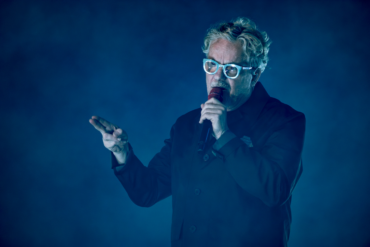 Devo Complete Their '50 years of De-Evolution' Farewell Tour In ...