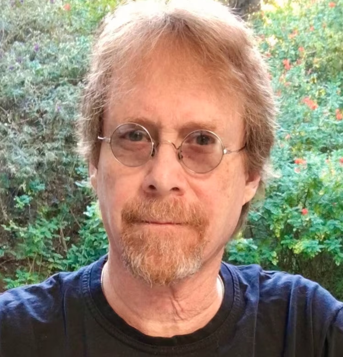 Bill Mumy Has a New Song ‘Pay No Attention To That’ - Noise11.com